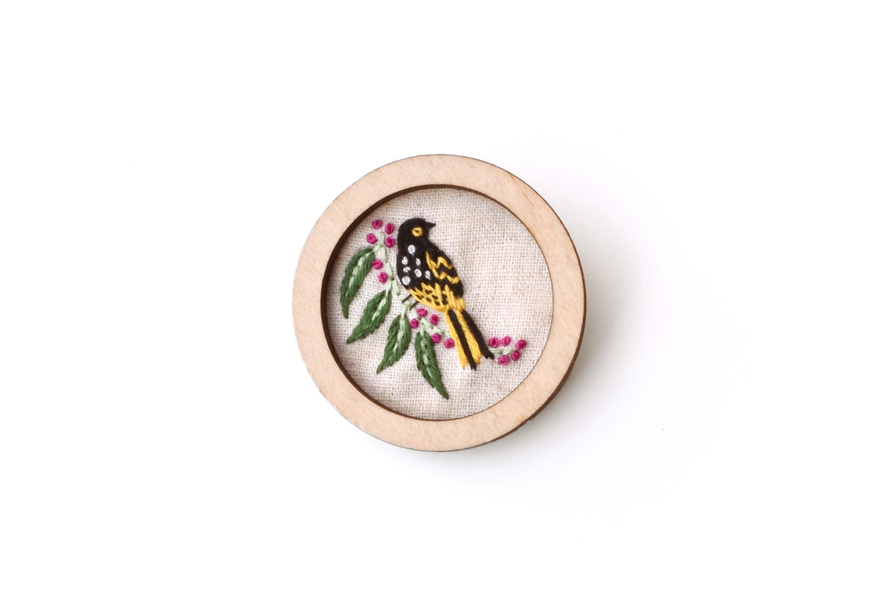 Hand Embroidered Brooch Pendant - Honeyeater – Yarn Industries